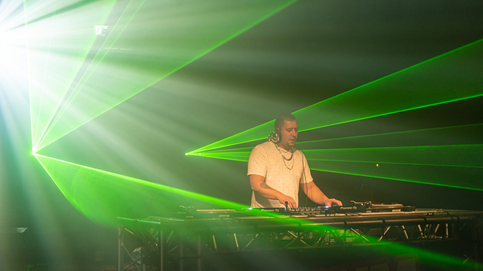 Foto's 24 hours DJ Marathon - Sjon de Mol - Kattuk.FM